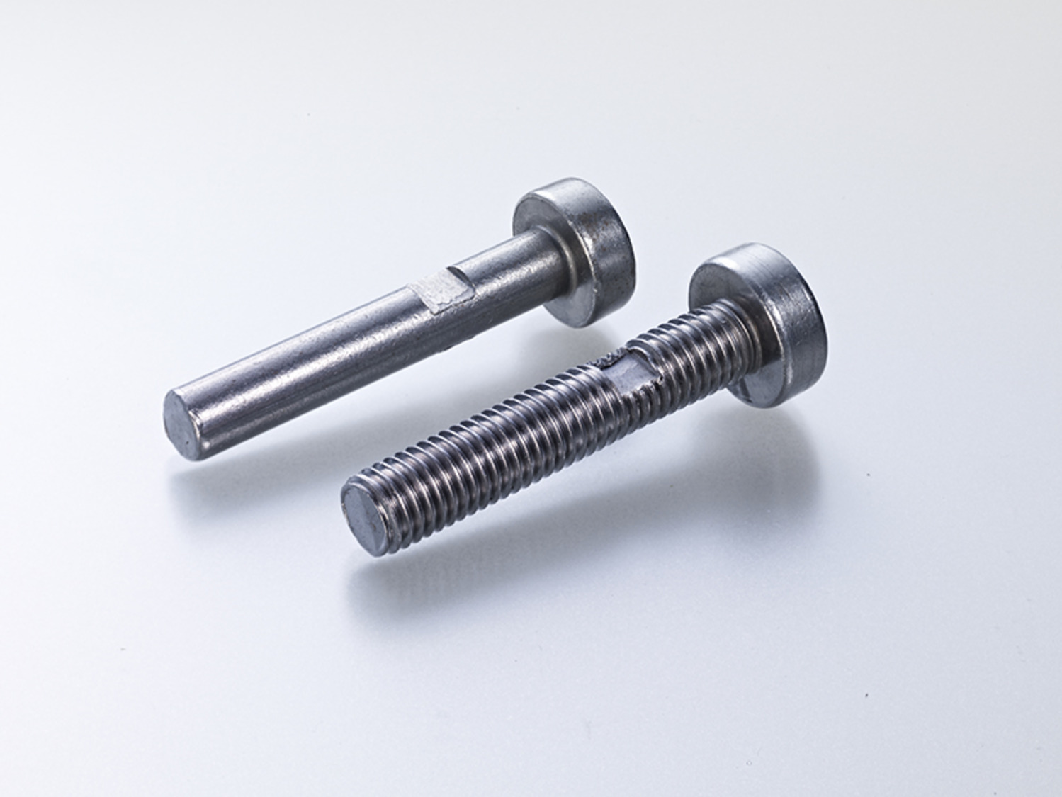 Special screws · Schrauben Hessmer